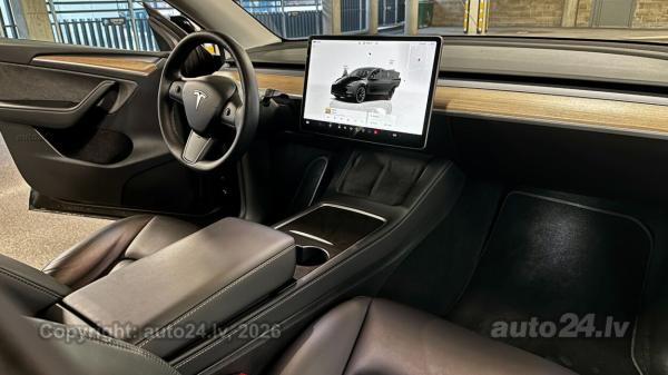Melns Tesla Model Y 2022 Tallina, ar dzinēja tilpumu 0.00 L un nobraukumu 73 tūkst. km par 33900 €, foto 7 vietnē AUTOMOTO.COM.LV