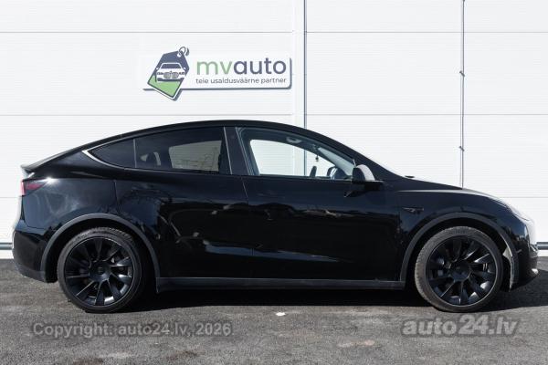 Black Tesla Model Y 2022 in Tallinn, with an engine capacity of 0.00 L and mileage of 73 thousand km for 31990 €, photo 9 on AUTOMOTO.COM.LV