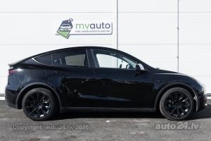 Black Tesla Model Y 2022 in Tallinn, with an engine capacity of 0.00 L and mileage of 73 thousand km for 31990 €, photo 10 on AUTOMOTO.COM.LV