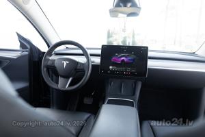Black Tesla Model Y 2022 in Tallinn, with an engine capacity of 0.00 L and mileage of 73 thousand km for 31990 €, photo 15 on AUTOMOTO.COM.LV