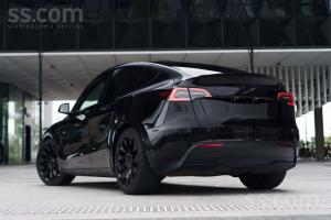 Melns Tesla Model Y 2022 Rīga, ar dzinēja tilpumu 0.00 L un nobraukumu 40 tūkst. km par 34800 €, foto 4 vietnē AUTOMOTO.COM.LV