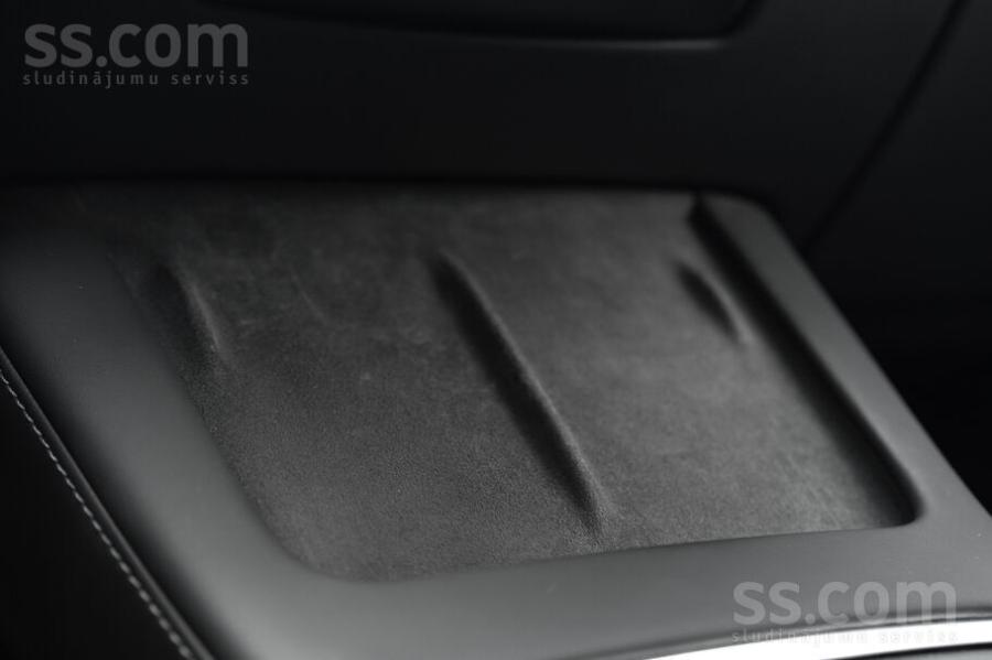 Melns Tesla Model Y 2022 Rīga, ar dzinēja tilpumu 0.00 L un nobraukumu 40 tūkst. km par 34800 €, foto 12 vietnē AUTOMOTO.COM.LV