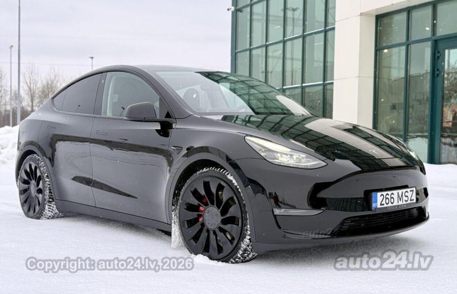 Black Tesla Model Y 2023 in Tallinn, with an engine capacity of 0.00 L and mileage of 65 thousand km for 36500 €, photo 4 on AUTOMOTO.COM.LV
