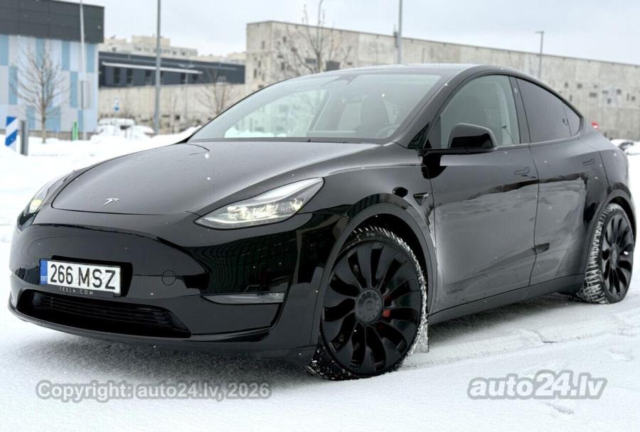 Black Tesla Model Y 2023 in Tallinn, with an engine capacity of 0.00 L and mileage of 65 thousand km for 36500 €, photo 5 on AUTOMOTO.COM.LV