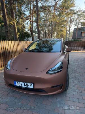 Melns Tesla Model Y 2023 Tallina, ar dzinēja tilpumu 0.00 L un nobraukumu 34 tūkst. km par 36000 €, foto  vietnē AUTOMOTO.COM.LV