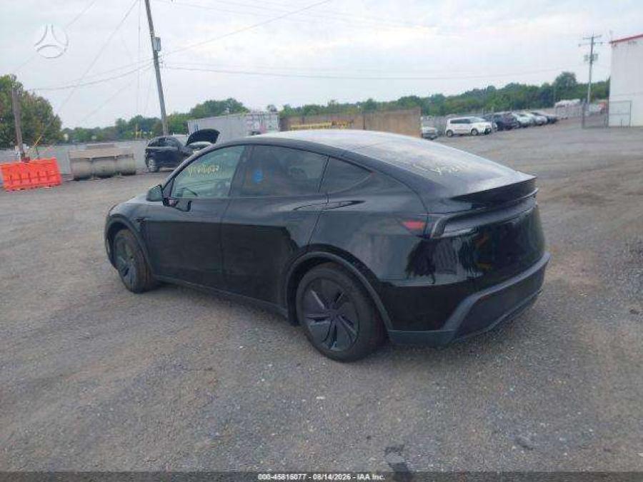 Melns Tesla Model Y 2026 Klaipėda, ar dzinēja tilpumu 0.00 L un nobraukumu 17 tūkst. km par 18000 €, foto 5 vietnē AUTOMOTO.COM.LV