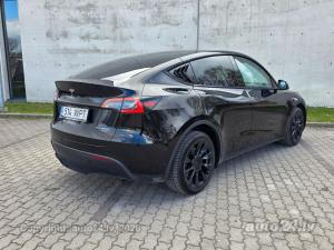 Melns Tesla Model Y 2021 Viljandi, ar dzinēja tilpumu 0.00 L un nobraukumu 88 tūkst. km par 32500 €, foto 4 vietnē AUTOMOTO.COM.LV