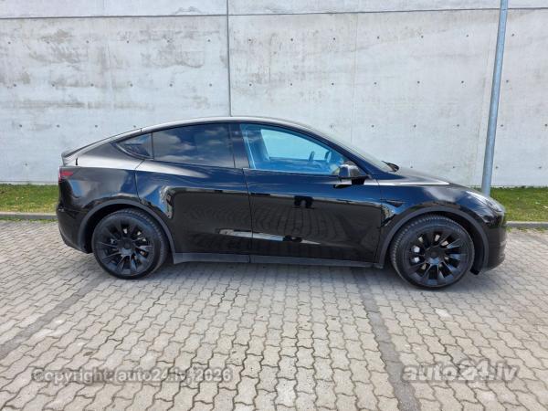 Melns Tesla Model Y 2021 Viljandi, ar dzinēja tilpumu 0.00 L un nobraukumu 88 tūkst. km par 32500 €, foto 6 vietnē AUTOMOTO.COM.LV