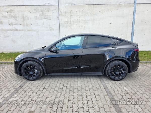 Melns Tesla Model Y 2021 Viljandi, ar dzinēja tilpumu 0.00 L un nobraukumu 88 tūkst. km par 32500 €, foto 7 vietnē AUTOMOTO.COM.LV