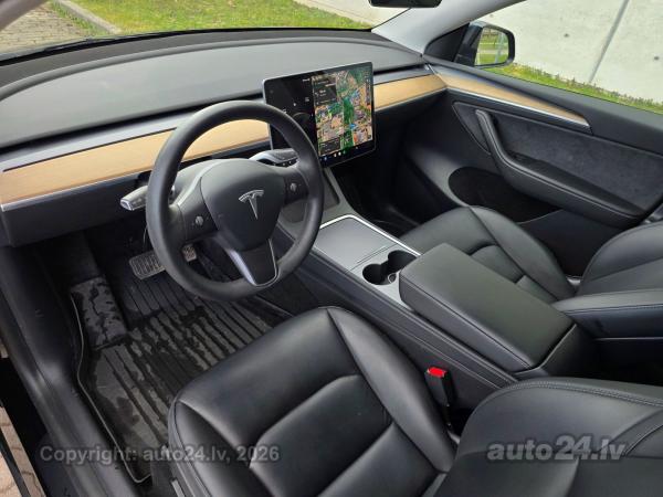 Melns Tesla Model Y 2021 Viljandi, ar dzinēja tilpumu 0.00 L un nobraukumu 88 tūkst. km par 32500 €, foto 10 vietnē AUTOMOTO.COM.LV