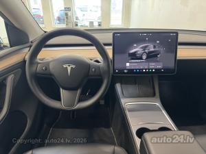 Melns Tesla Model Y 2022 Tallina, ar dzinēja tilpumu 0.00 L un nobraukumu 46 tūkst. km par 36900 €, foto 10 vietnē AUTOMOTO.COM.LV