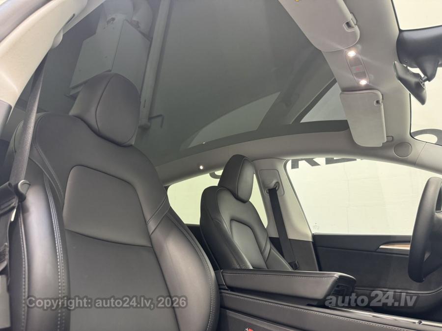 Melns Tesla Model Y 2022 Tallina, ar dzinēja tilpumu 0.00 L un nobraukumu 46 tūkst. km par 36900 €, foto 15 vietnē AUTOMOTO.COM.LV