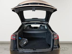 Black Tesla Model Y 2022 in Tallinn, with an engine capacity of 0.00 L and mileage of 76 thousand km for 37900 €, photo 12 on AUTOMOTO.COM.LV