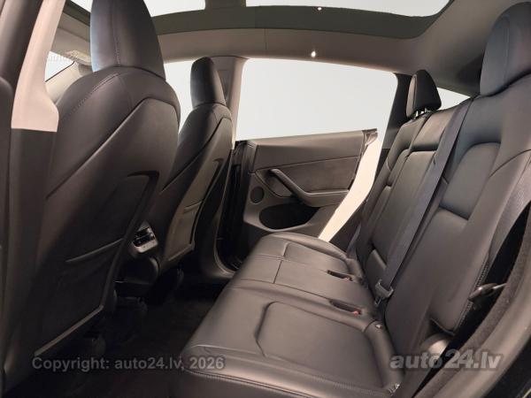 Tesla Model Y 2022 Tallina vietnÄ Melns Tesla Model Y 2022 Tallina, ar dzinÄja tilpumu 0.00 L un nobraukumu 36 tÅ«kst. km par 38900 ā¬, foto 7 vietnÄ AUTOMOTO.COM.LV