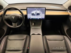 Black Tesla Model Y 2022 in Tallinn, with an engine capacity of 0.00 L and mileage of 36 thousand km for 38900 €, photo 10 on AUTOMOTO.COM.LV