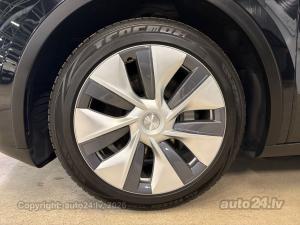 Black Tesla Model Y 2022 in Tallinn, with an engine capacity of 0.00 L and mileage of 36 thousand km for 38900 €, photo 13 on AUTOMOTO.COM.LV