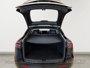 Black Tesla Model Y 2022 in Tallinn, with an engine capacity of 0.00 L and mileage of 36 thousand km for 38900 €, photo 14 on AUTOMOTO.COM.LV