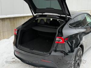 Melns Tesla Model Y 2023 Tallina, ar dzinēja tilpumu 0.00 L un nobraukumu 39 tūkst. km par 39990 €, foto 6 vietnē AUTOMOTO.COM.LV