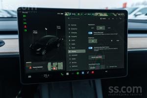 Melns Tesla Model Y 2023 Rīga, ar dzinēja tilpumu 0.00 L un nobraukumu 42 tūkst. km par 38500 €, foto 30 vietnē AUTOMOTO.COM.LV