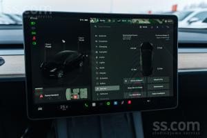 Melns Tesla Model Y 2023 Rīga, ar dzinēja tilpumu 0.00 L un nobraukumu 42 tūkst. km par 38500 €, foto 31 vietnē AUTOMOTO.COM.LV