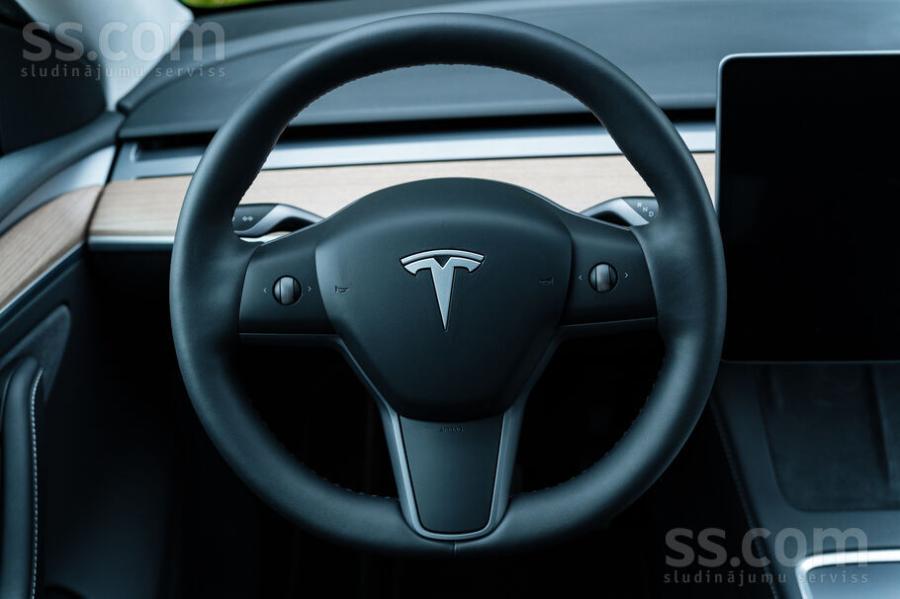 Melns Tesla Model Y 2023 Rīga, ar dzinēja tilpumu 0.00 L un nobraukumu 42 tūkst. km par 38500 €, foto 35 vietnē AUTOMOTO.COM.LV