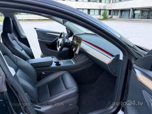 Melns Tesla Model Y 2023 Tallina, ar dzinēja tilpumu 0.00 L un nobraukumu 114 tūkst. km par 32900 €, foto 13 vietnē AUTOMOTO.COM.LV