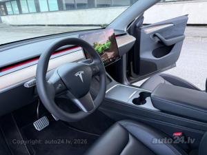 Melns Tesla Model Y 2023 Tallina, ar dzinēja tilpumu 0.00 L un nobraukumu 114 tūkst. km par 32900 €, foto 14 vietnē AUTOMOTO.COM.LV