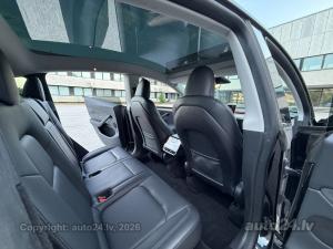 Melns Tesla Model Y 2023 Tallina, ar dzinēja tilpumu 0.00 L un nobraukumu 114 tūkst. km par 32900 €, foto 17 vietnē AUTOMOTO.COM.LV