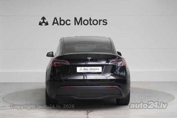 Tesla Model Y 2023 Tallina vietnē Melns Tesla Model Y 2023 Tallina, ar dzinēja tilpumu 0.00 L un nobraukumu 80 tūkst. km par 37990 €, foto 6 vietnē AUTOMOTO.COM.LV