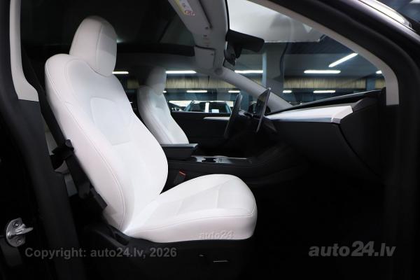 Tesla Model Y 2023 Tallina vietnē Melns Tesla Model Y 2023 Tallina, ar dzinēja tilpumu 0.00 L un nobraukumu 75 tūkst. km par 39995 €, foto 10 vietnē AUTOMOTO.COM.LV