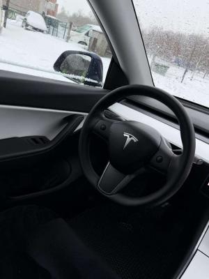 Blue Tesla Model Y 2020 in Kaunas, with an engine capacity of 0.00 L and mileage of 82 thousand km for 23000 €, photo 5 on AUTOMOTO.COM.LV