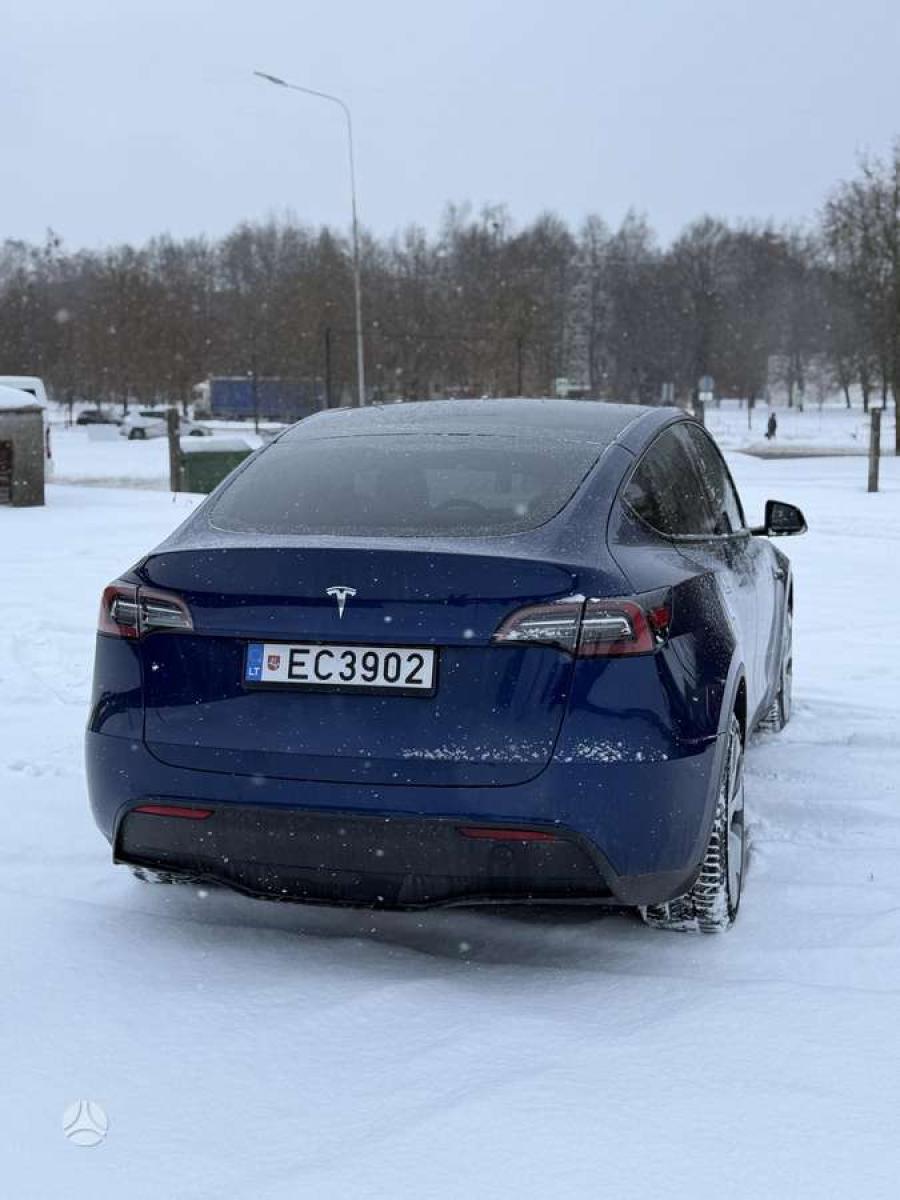 Blue Tesla Model Y 2020 in Kaunas, with an engine capacity of 0.00 L and mileage of 82 thousand km for 23000 €, photo 14 on AUTOMOTO.COM.LV