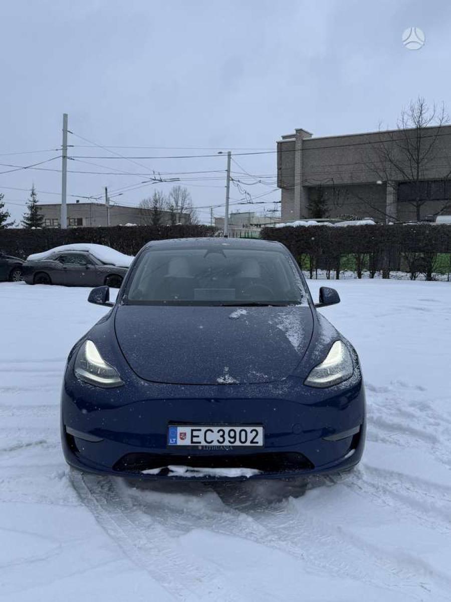 Blue Tesla Model Y 2020 in Kaunas, with an engine capacity of 0.00 L and mileage of 82 thousand km for 23000 €, photo 17 on AUTOMOTO.COM.LV