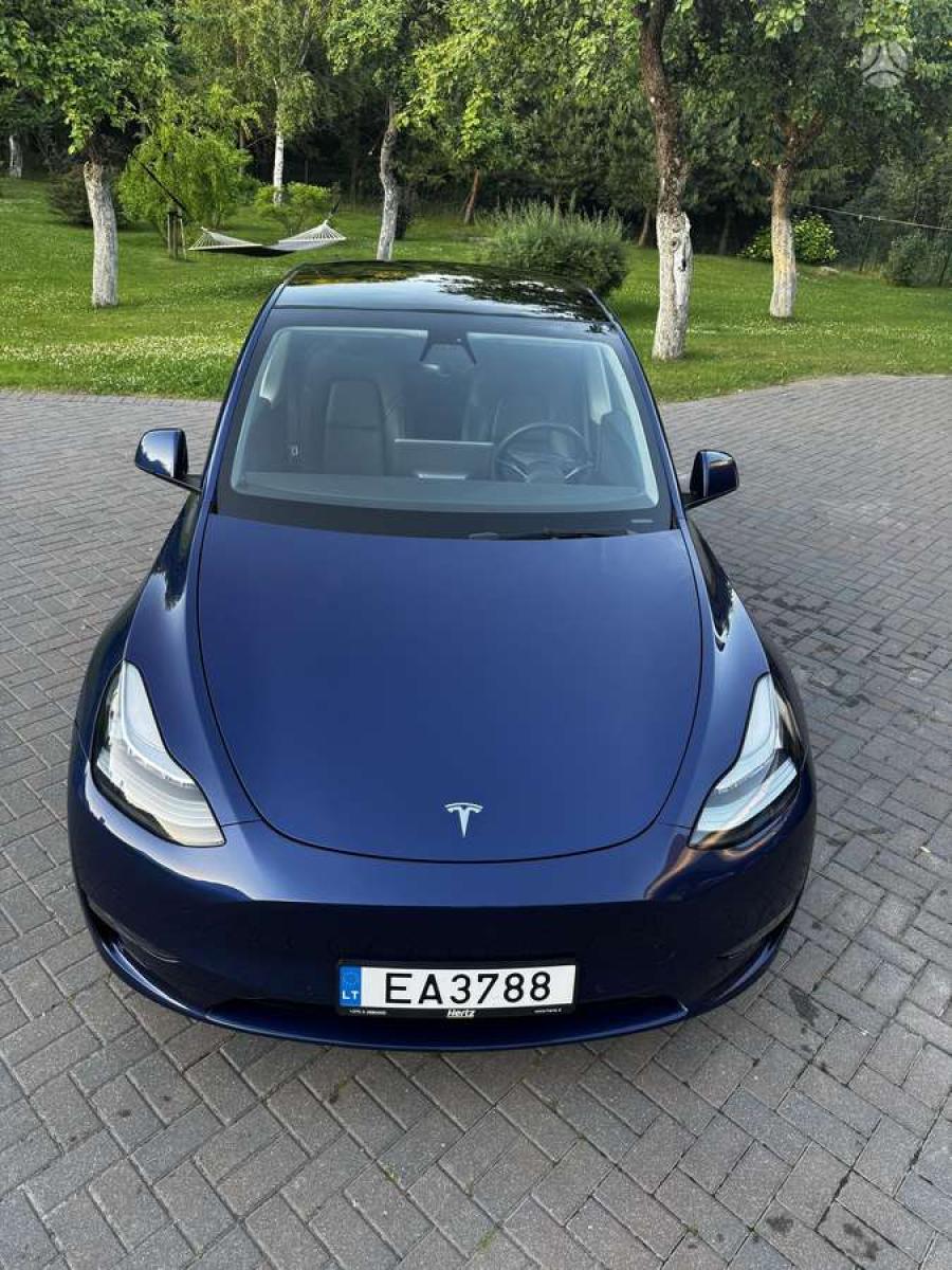 Zils Tesla Model Y 2021 Viļņa, ar dzinēja tilpumu 0.00 L un nobraukumu 68 tūkst. km par 25900 €, foto 1 vietnē AUTOMOTO.COM.LV
