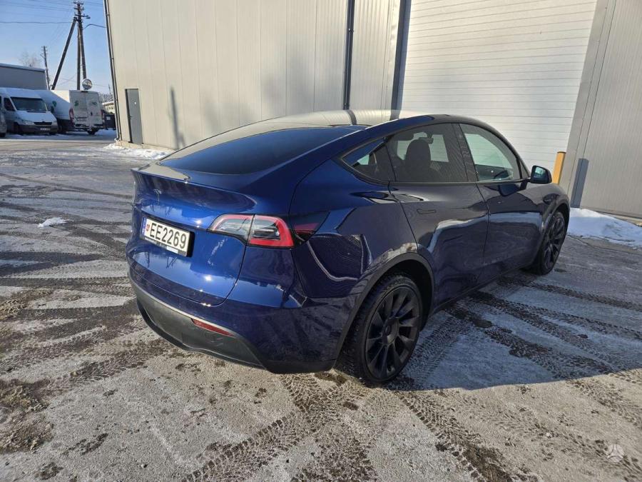 Zils Tesla Model Y 2022 Marijampole, ar dzinēja tilpumu 0.00 L un nobraukumu 90 tūkst. km par 29645 €, foto 35 vietnē AUTOMOTO.COM.LV