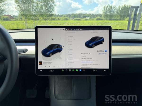 Blue Tesla Model Y 2023 in Riga, with an engine capacity of 0.00 L and mileage of 111 thousand km for 30450 €, photo 6 on AUTOMOTO.COM.LV