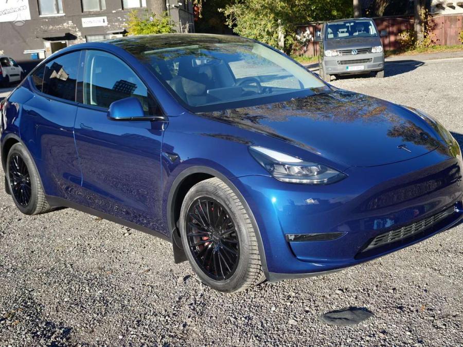 Blue Tesla Model Y 2024 in Tallinn, with an engine capacity of 0.00 L and mileage of 52 thousand km for 37500 €, photo 1 on AUTOMOTO.COM.LV