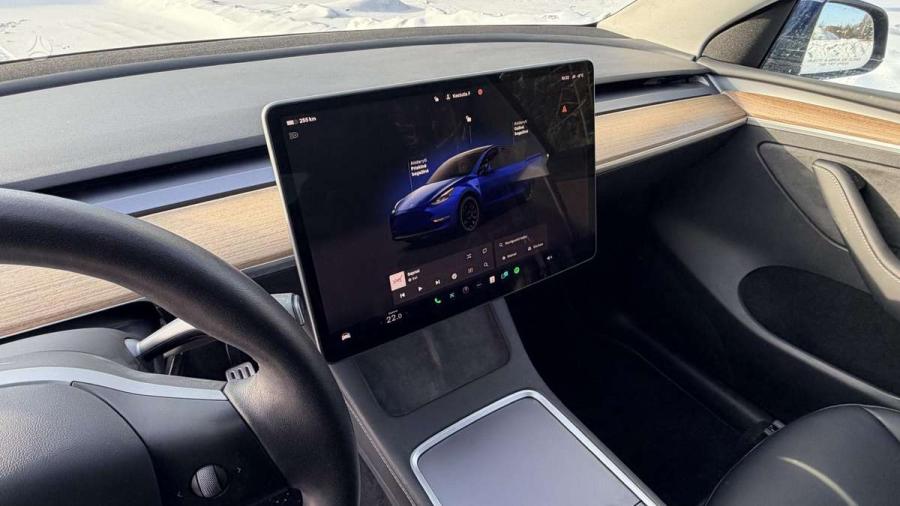 Zils Tesla Model Y 2022 Kauņa, ar dzinēja tilpumu 0.00 L un nobraukumu 98 tūkst. km par 25500 €, foto 20 vietnē AUTOMOTO.COM.LV