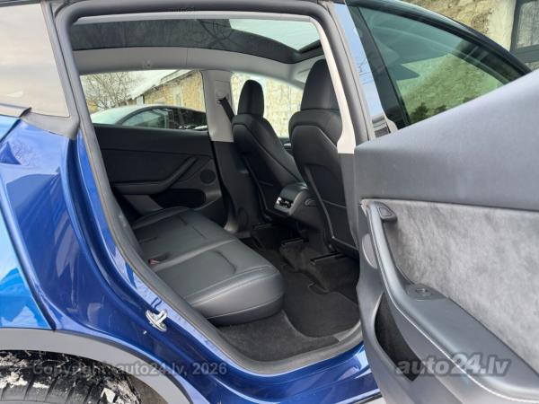 Zils Tesla Model Y 2022 Tallina, ar dzinēja tilpumu 0.00 L un nobraukumu 55 tūkst. km par 33990 €, foto 8 vietnē AUTOMOTO.COM.LV