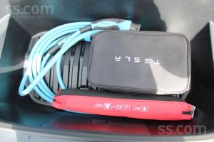 Blue Tesla Model Y 2023 in Liepaja, with an engine capacity of 0.00 L and mileage of 190 thousand km for 26500 €, photo 12 on AUTOMOTO.COM.LV