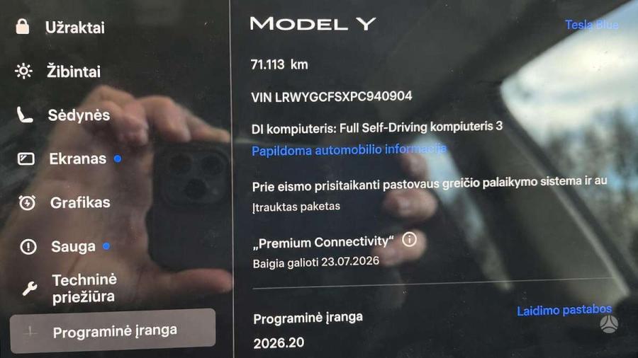 Blue Tesla Model Y 2023 in Vilnius, with an engine capacity of 0.00 L and mileage of 72 thousand km for 25700 €, photo 9 on AUTOMOTO.COM.LV