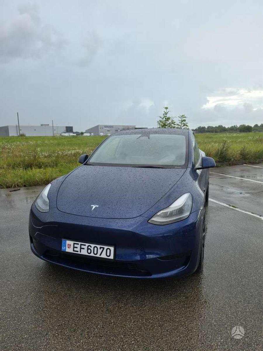 Zils Tesla Model Y 2023 Panevēža, ar dzinēja tilpumu 0.00 L un nobraukumu 43 tūkst. km par 25000 €, foto 4 vietnē AUTOMOTO.COM.LV