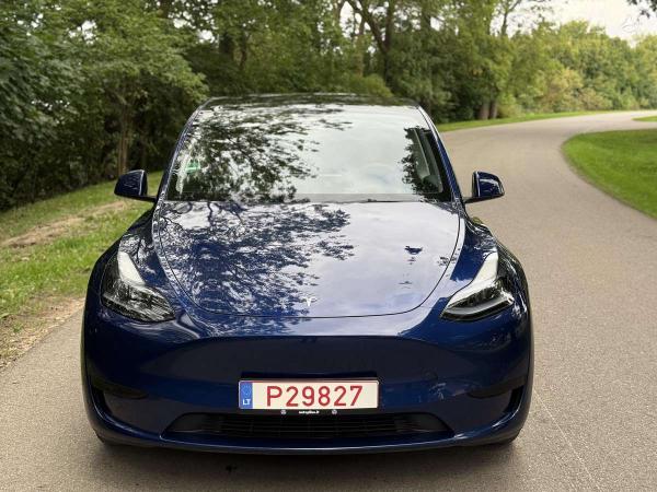 Blue Tesla Model Y 2023 in Marijampole, with an engine capacity of 0.00 L and mileage of 77 thousand km for 28500 €, photo 9 on AUTOMOTO.COM.LV