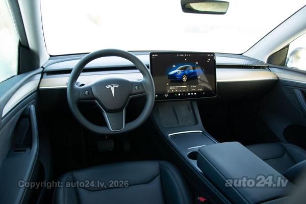 Zils Tesla Model Y 2024 Pērnava, ar dzinēja tilpumu 0.00 L un nobraukumu 19 tūkst. km par 31990 €, foto 9 vietnē AUTOMOTO.COM.LV