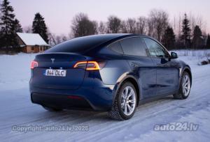 Zils Tesla Model Y 2024 Pērnava, ar dzinēja tilpumu 0.00 L un nobraukumu 19 tūkst. km par 31990 €, foto 6 vietnē AUTOMOTO.COM.LV