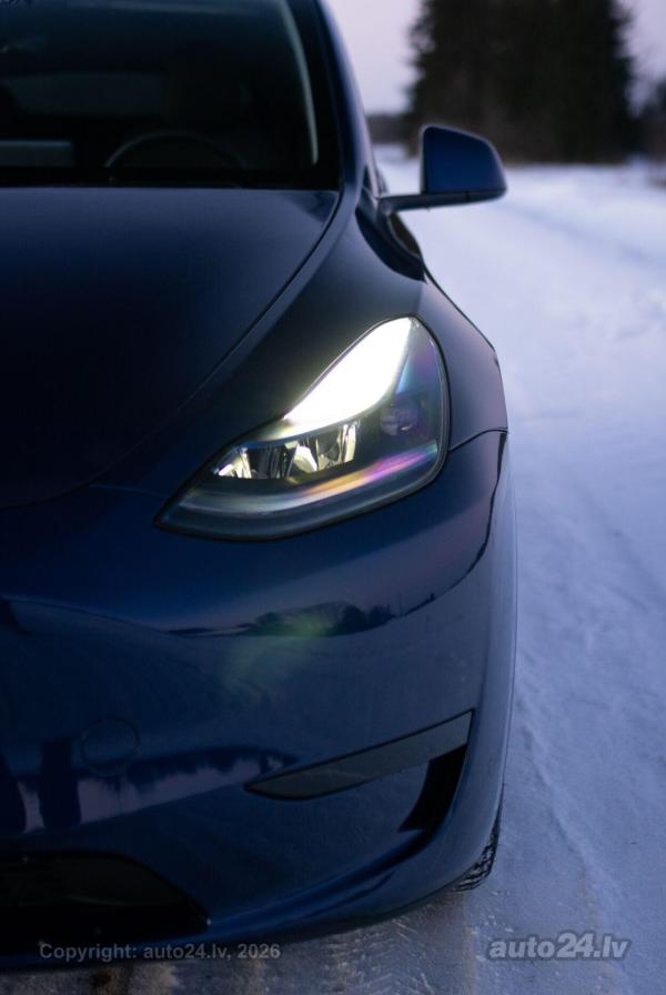 Blue Tesla Model Y 2024 in Parnu, with an engine capacity of 0.00 L and mileage of 19 thousand km for 31990 €, photo 7 on AUTOMOTO.COM.LV