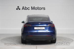 Blue Tesla Model Y 2024 in Tallinn, with an engine capacity of 0.00 L and mileage of 50 thousand km for 42990 €, photo 6 on AUTOMOTO.COM.LV