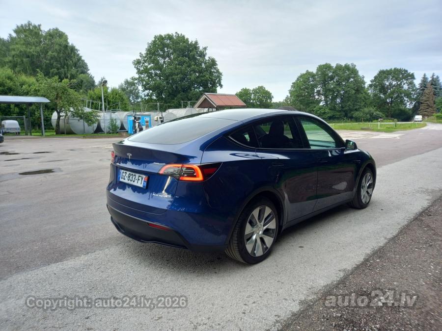 Zils Tesla Model Y 2024 Tartu, ar dzinēja tilpumu 0.00 L un nobraukumu 69 tūkst. km par 39200 €, foto 6 vietnē AUTOMOTO.COM.LV