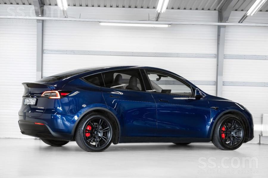 Zils Tesla Model Y 2023 Tukums, ar dzinēja tilpumu 0.00 L un nobraukumu 0 tūkst. km par 31990 €, foto 4 vietnē AUTOMOTO.COM.LV