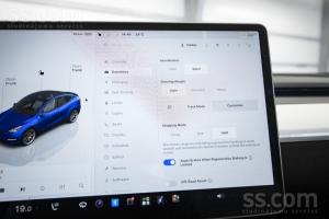 Zils Tesla Model Y 2023 Tukums, ar dzinēja tilpumu 0.00 L un nobraukumu 0 tūkst. km par 31990 €, foto 26 vietnē AUTOMOTO.COM.LV